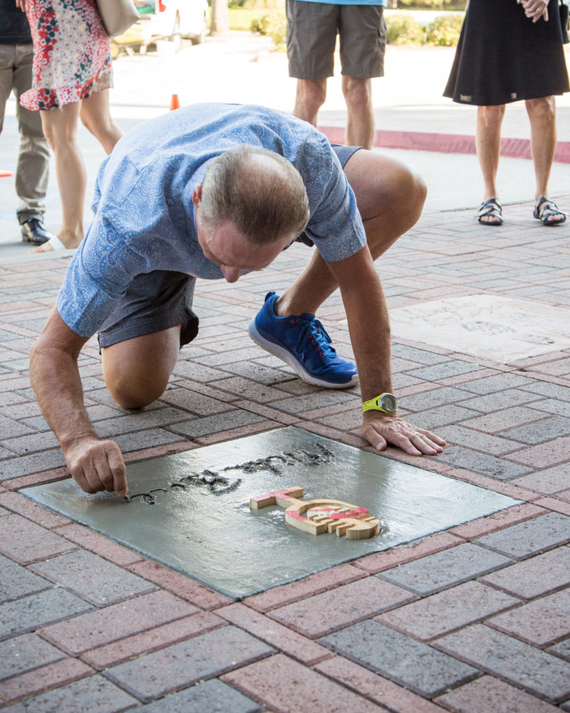 Mike Reilly Inducted into the 2017 Road Runner Sports Walk Of Fame ...